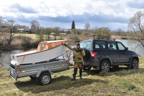 Туляк своими руками построил парусную лодку | ИА “Тульская Пресса”